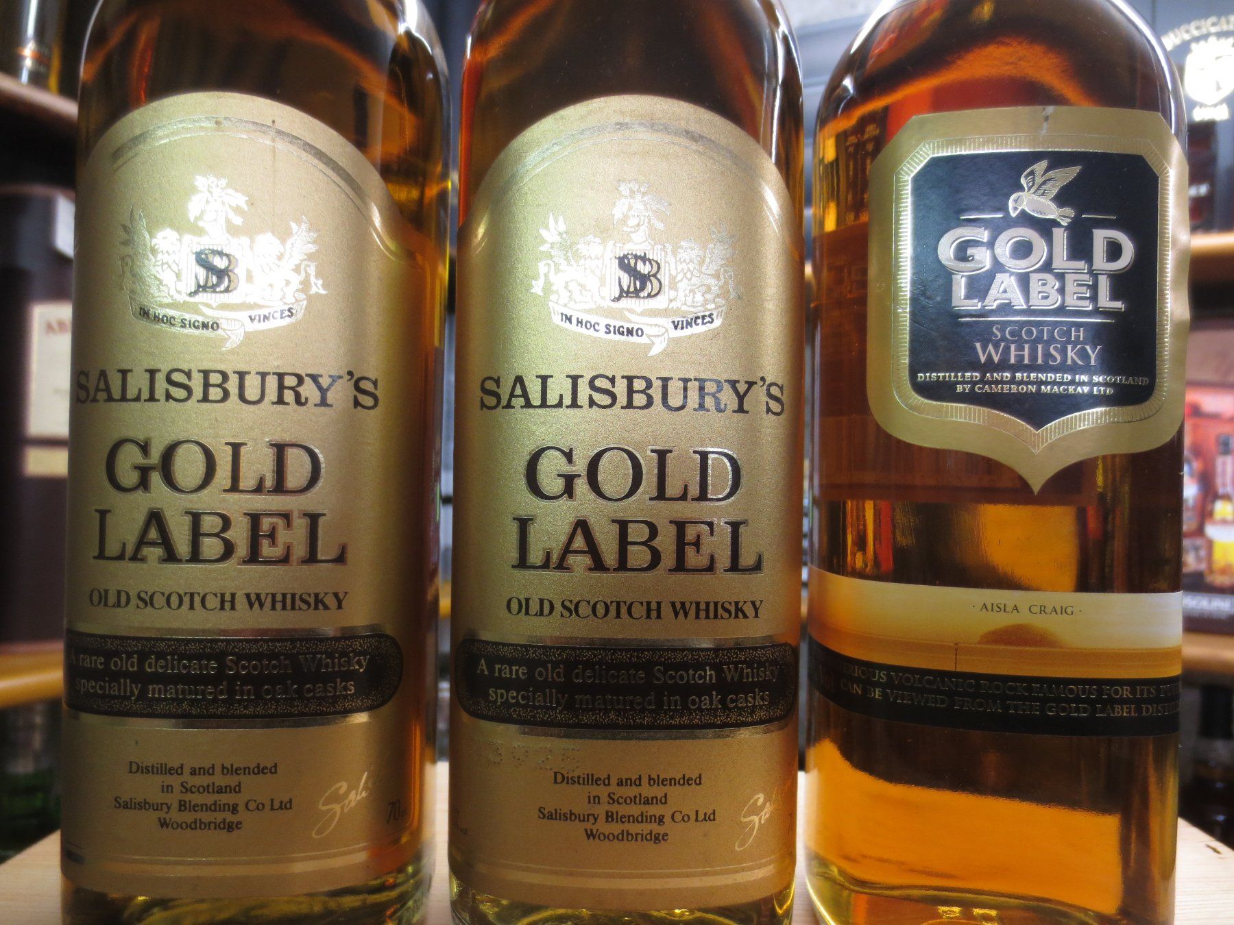3 Fl. Gold Label Old Scotch Whisky 70cl. 40 Vol. (Lot 171) (Neu (gemäss ...
