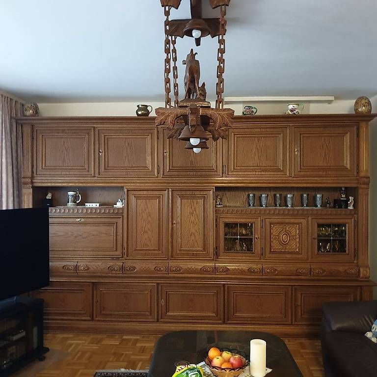 Massives Wohnmöbel aus Eiche (300 CHF VB) (Gebraucht) in Fislisbach für ...