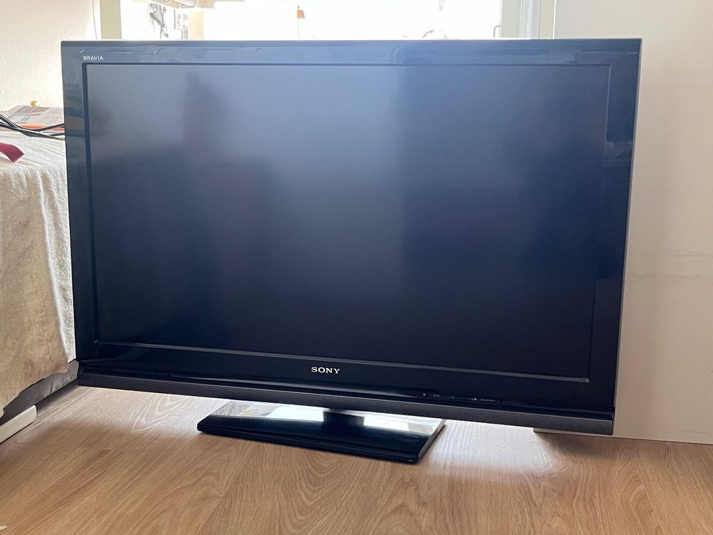 Sony Bravia Fernseher, Bildschirmgrösse 50cm x 90cm (Gebraucht) in ...