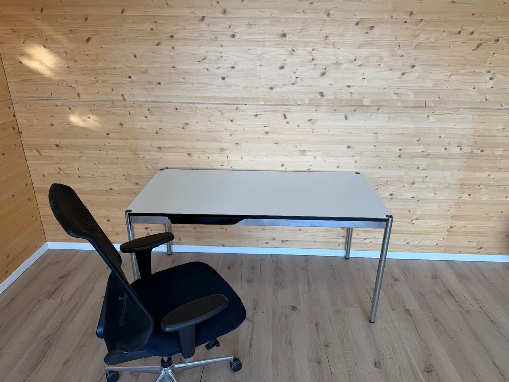 USM Tisch 150 x 75 cm – Perlgrau ab 1.- (Gebraucht) in Grenchen für CHF ...