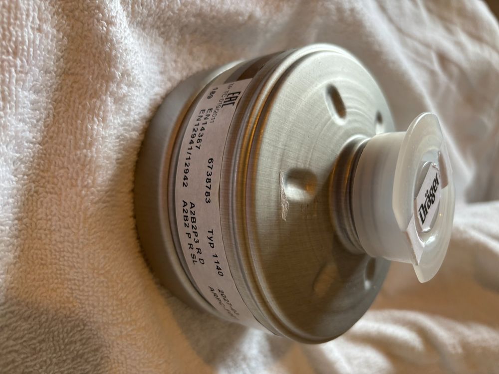 2 Gasmasken-Filter von Dräger, Typ 1140, sehr preiswert (Gebraucht) in ...