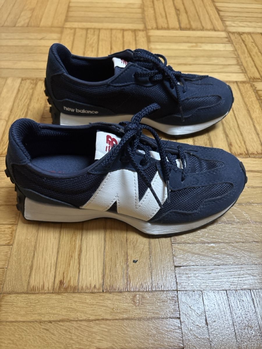 New Balance 327 Navy White Gr. 35.5 Top Zustand! (Neu (gemäss ...