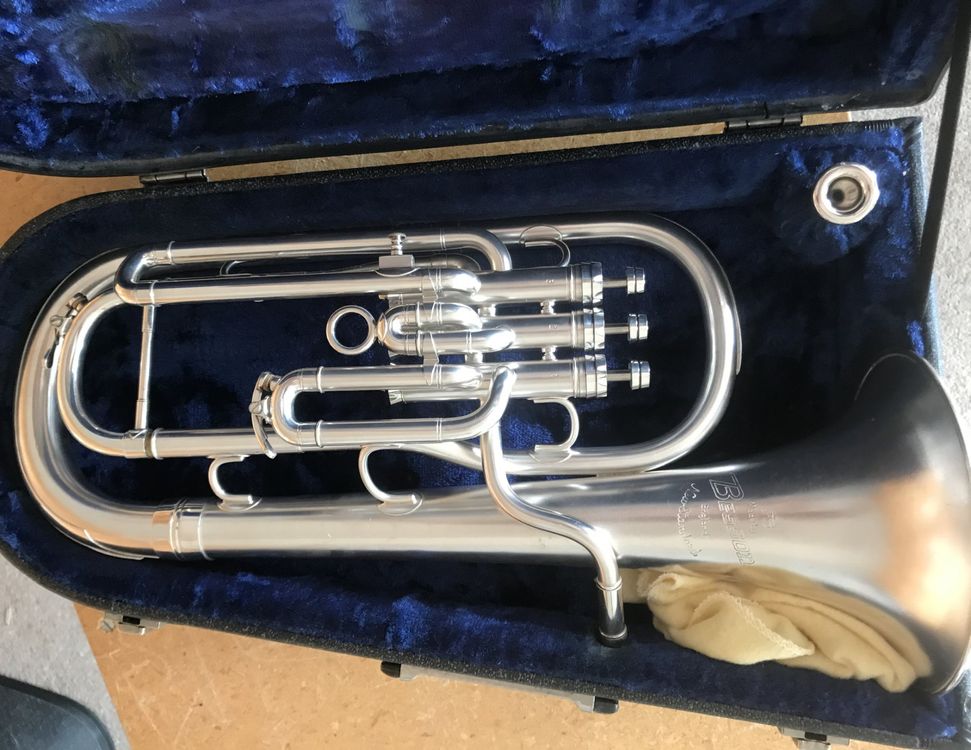 Es-Horn Besson, New Standard, mit Koffer | Kaufen auf Ricardo