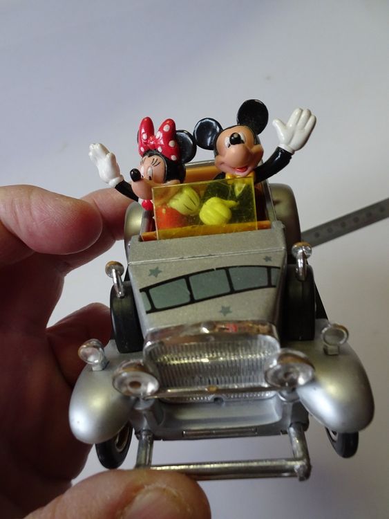 Micky Maus & Minni Maus in Auto Disneyland Resort Paris (Gebraucht) in ...