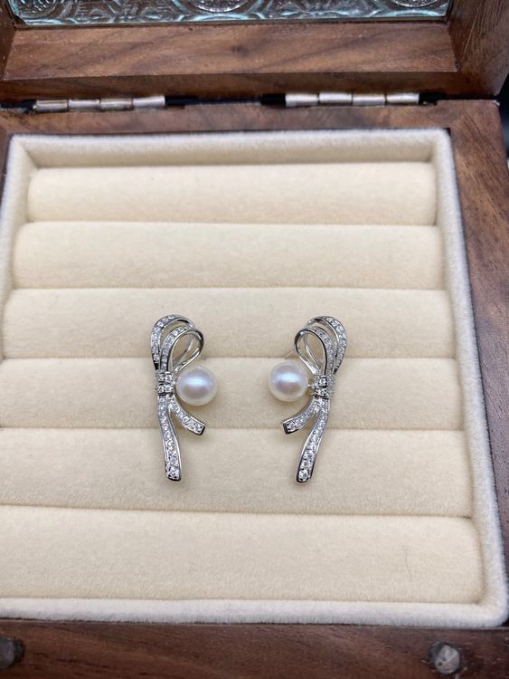 Perlen Ohrstecker/Süsswasserperlen echte (Neu und originalverpackt) in Sarnen für CHF 55 – mit ...