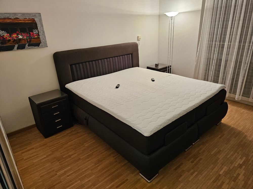 Boxspring Bett 180x200 (elektrisch verstellbar) + Topper (Gebraucht) in ...