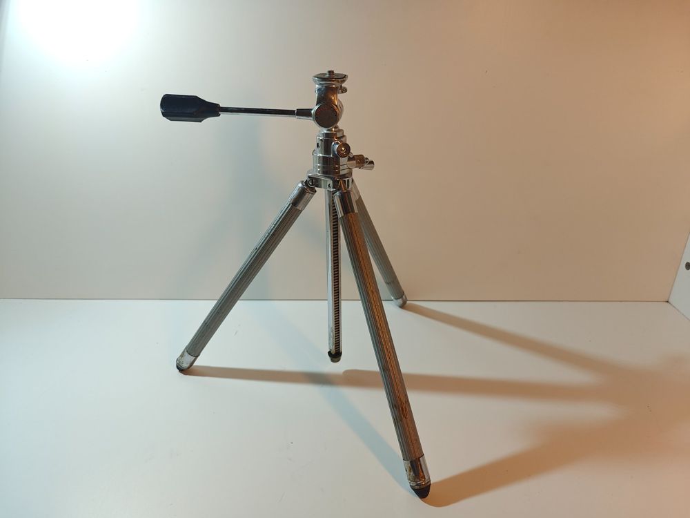 Victor Stativ Retro Vintage (71) (Gebraucht) in Aarau für CHF 20 – mit ...