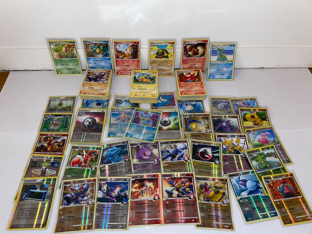 Rivaux emergeants lot pokemon 200 cartes | Acheter sur Ricardo