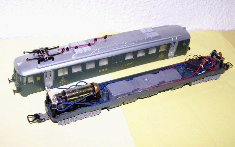 Lima H0 Triebwagen RBe 4/4 für Märklin, mit Spezialmotor | Kaufen auf ...
