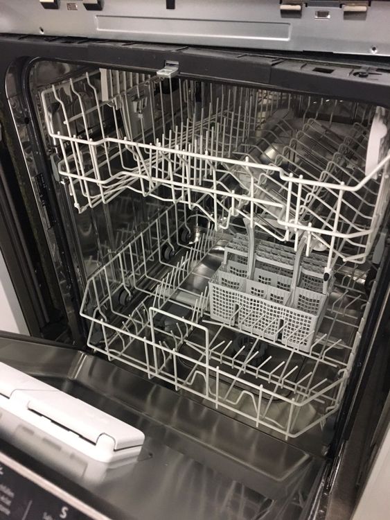 V-Zug Adora N + Gratis Lieferung&Montage bis 80 km (Gebraucht) in ...