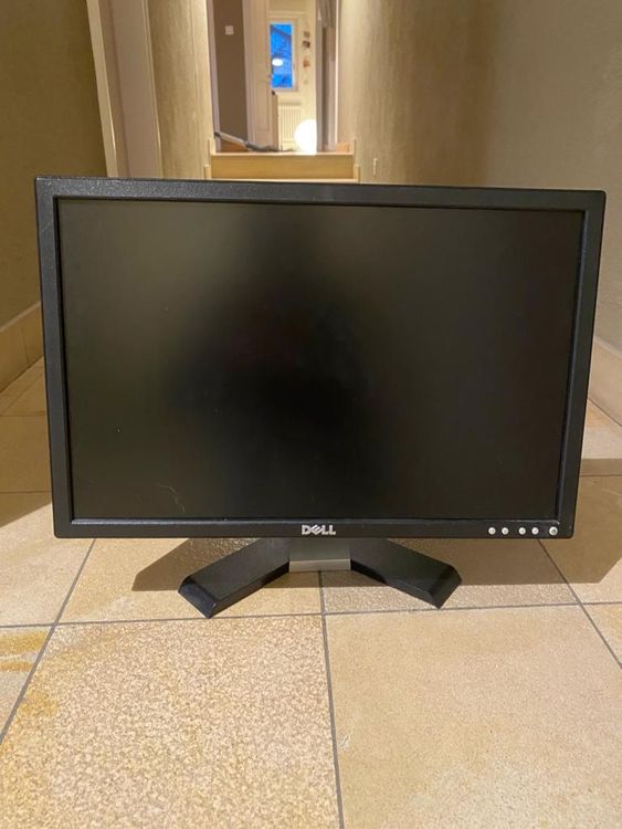 dell monitor (Gebraucht) in Winterthur für CHF 1 – nur Abholung auf ...