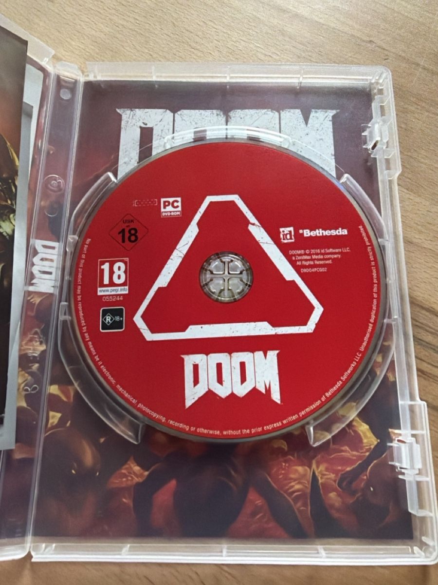 DOOM - PC - (Complet) (D'occasion) à Conthey pour CHF 10 – avec ...