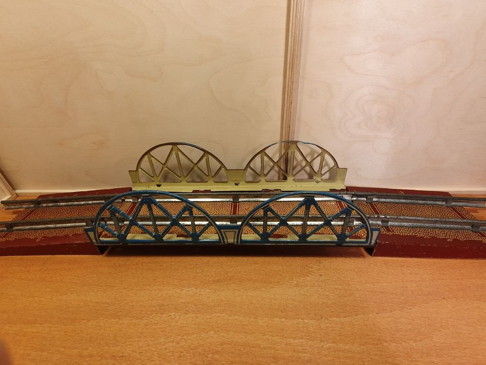 Seltene Johann Distler Uhrwerk-Brücke in Spur 0, gemarkt (Gebraucht) in ...