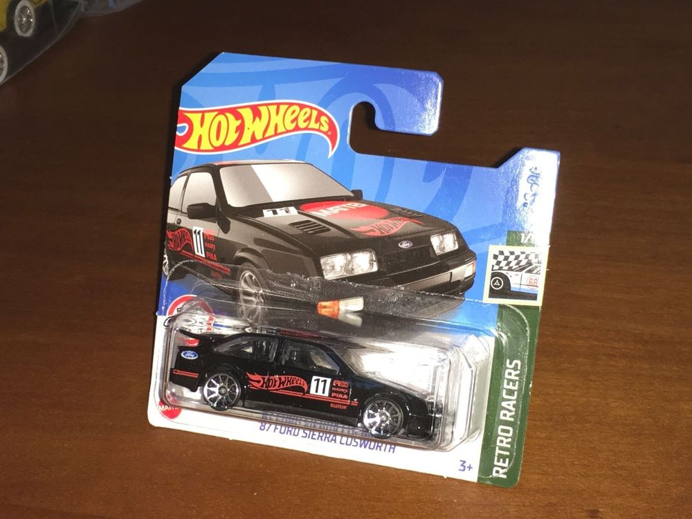 87‘ Ford Sierra Cosworth 1/64 retro racers Hot Wheels (Neu (gemäss ...
