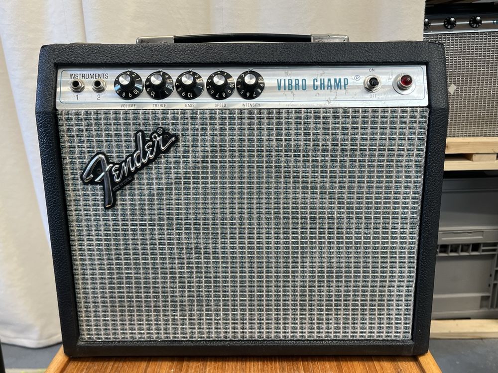 Fender Vibro Champ Silverface 1980 (D'occasion) à Sion pour CHF 1052 ...