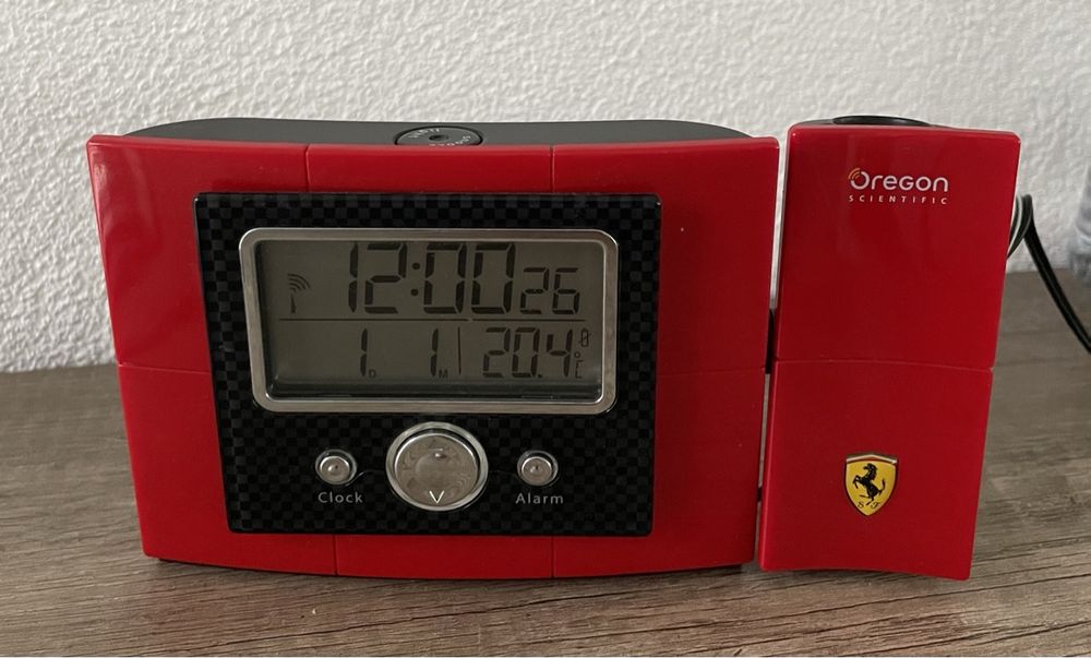 Réveil Ferrari (Gebraucht) in Villars-le-Grand für CHF 8 – mit ...