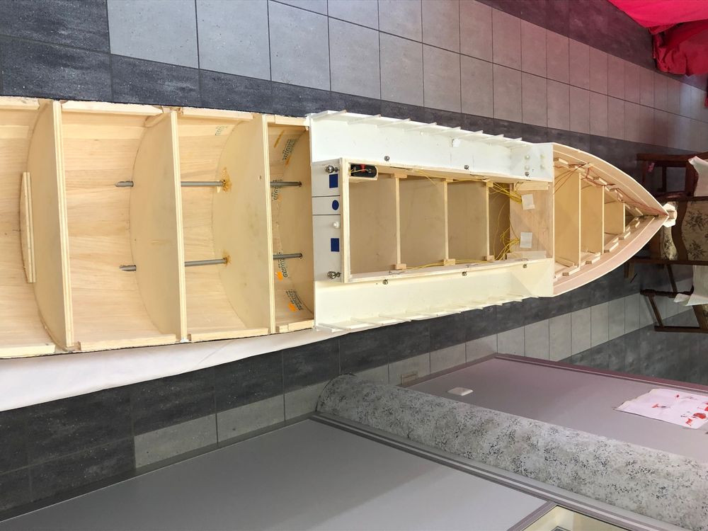 Modellschiff (Neu (gemäss Beschreibung)) in Wegenstetten für CHF 450 ...