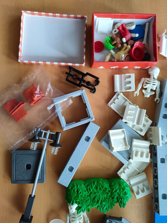Playmobil: viele Ersatzteile, meiste neu und Adventskalender | Kaufen auf Ricardo