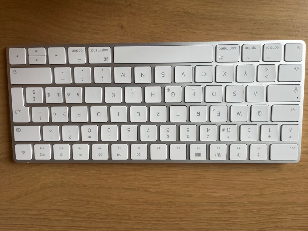 Apple - Magic Keyboard (Suisse) (Neu (gemäss Beschreibung)) in Genève ...