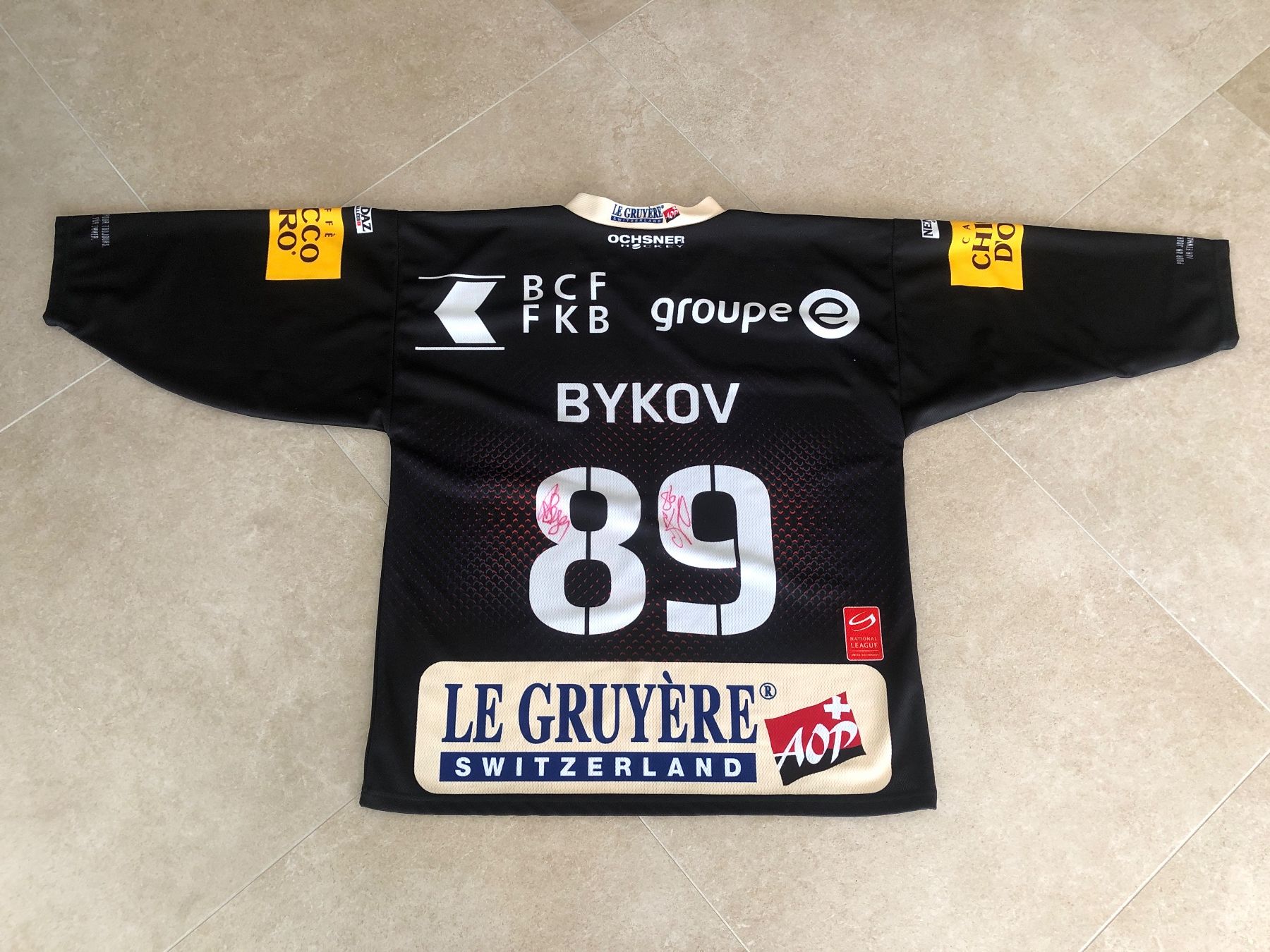 Maillot Fribourg Gotteron M #89 BYKOV avec autographe (Gebraucht) in ...