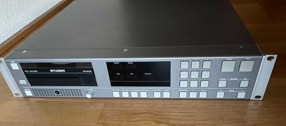 Studer D732 professioneller Studio CD Player Studer-Revox (Gebraucht) in Chur für CHF 671 – mit ...