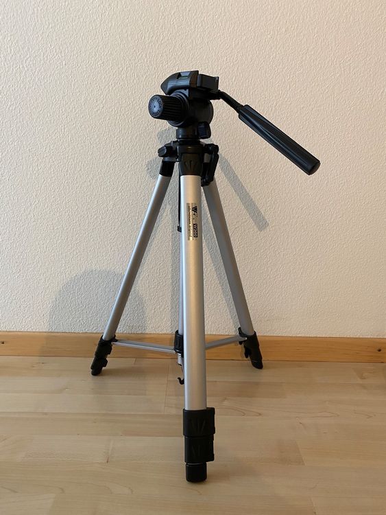 Stativ - Tripod (Gebraucht) in Stallikon für CHF 6 – mit Lieferung auf ...