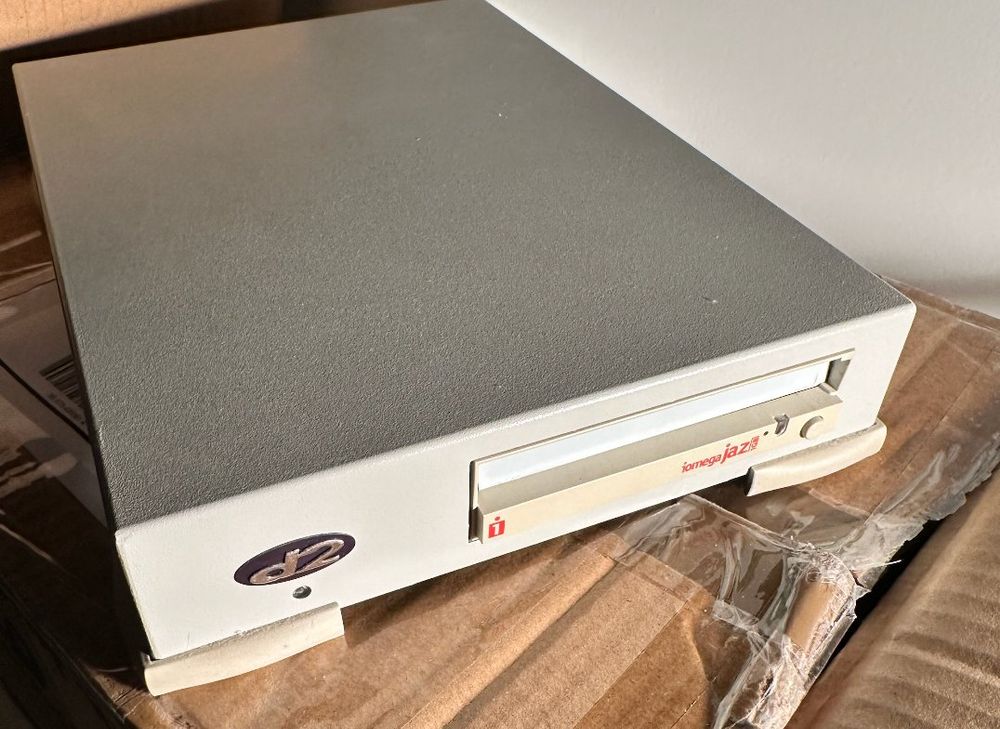 SCSI JAZ Drive - Funktioniert (Gebraucht) in Buchs ZH für CHF 5 – nur ...