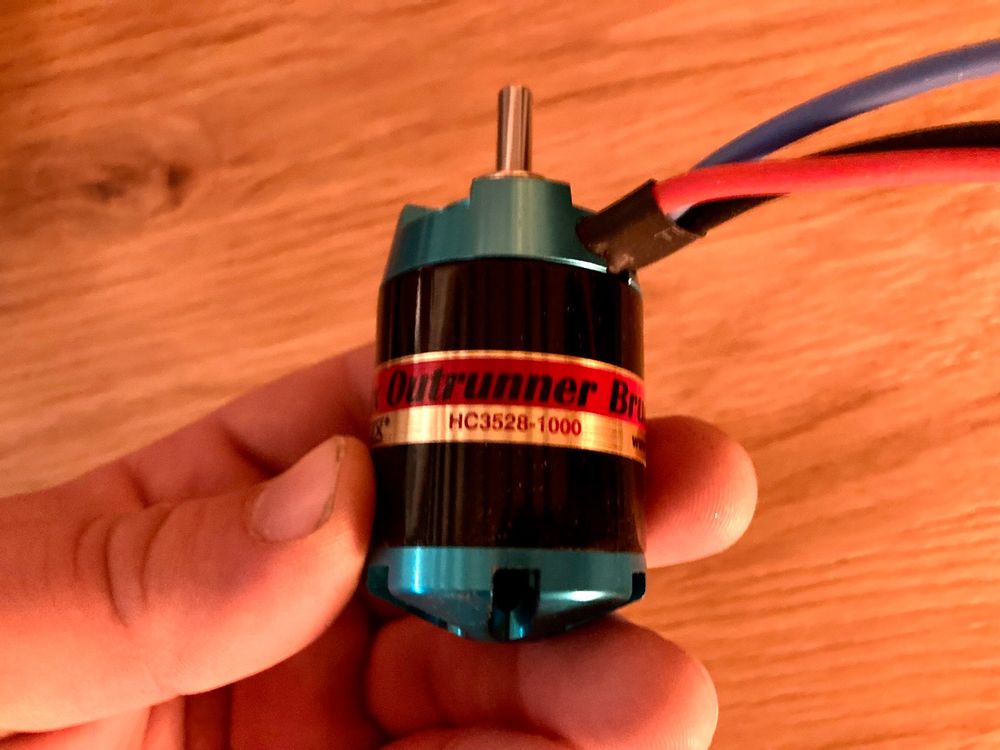 HIMAX Brushless Outrunner C 3528-1000 MPX-333028 (Gebraucht) in Lausanne für CHF 29 – mit ...