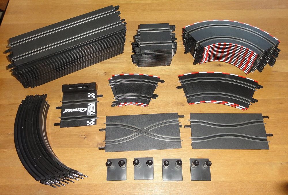 59 Schienen für Carrera Go - je ein bis zwei Zapfen sind ab (Gebraucht ...