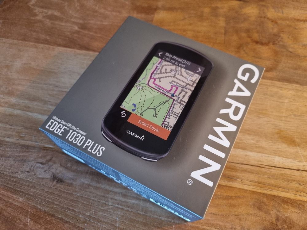 Garmin Edge 1030 Plus inkl. Silikonhülle & GoPro Front Mount (Gebraucht ...