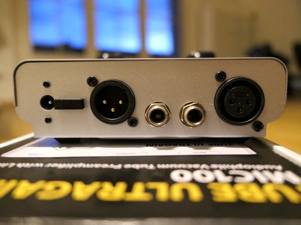 Behringer Tube Ultragain Mic 100 Röhren-Vorverstärker | Kaufen auf Ricardo