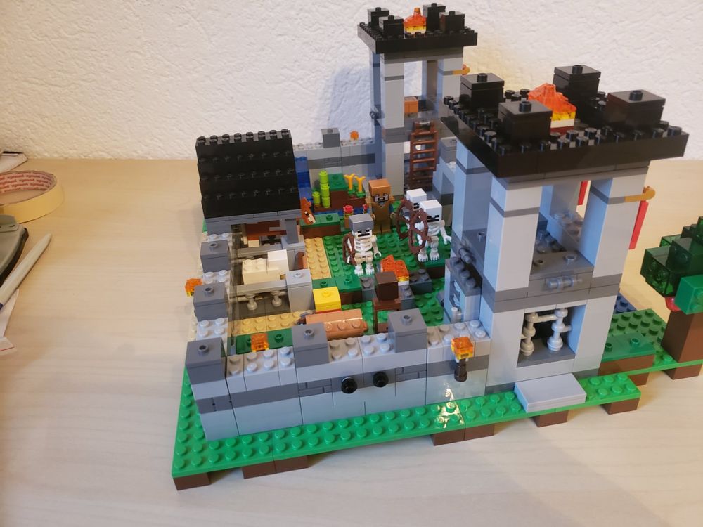 LEGO Minecraft 21127 - Die Festung | Kaufen auf Ricardo