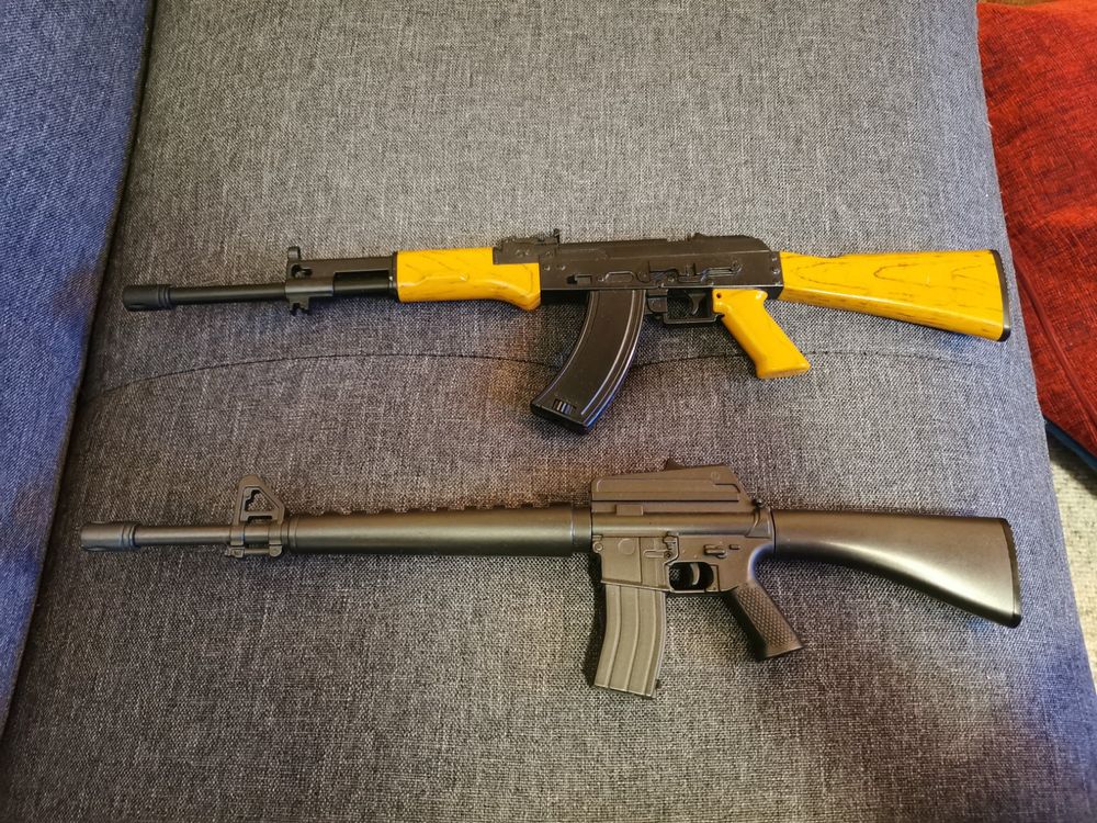 Feuerzeug AK47 und M416 | Kaufen auf Ricardo