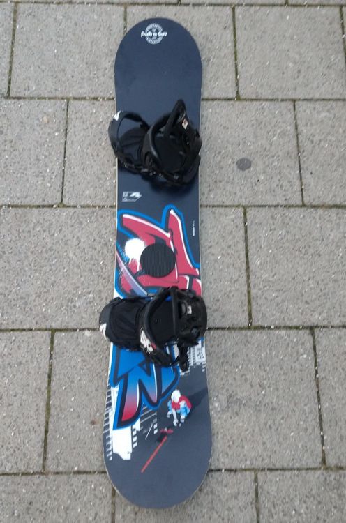 Freaks on Show Snowboard 142cm mit Bindung inkl 140 145 Schw (Gebraucht ...