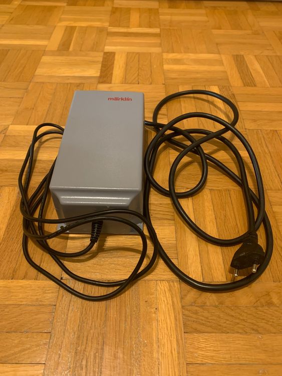 Märklin convertisseur 100 VA, 220-240 V, 60101 (Gebraucht) in Nyon für ...