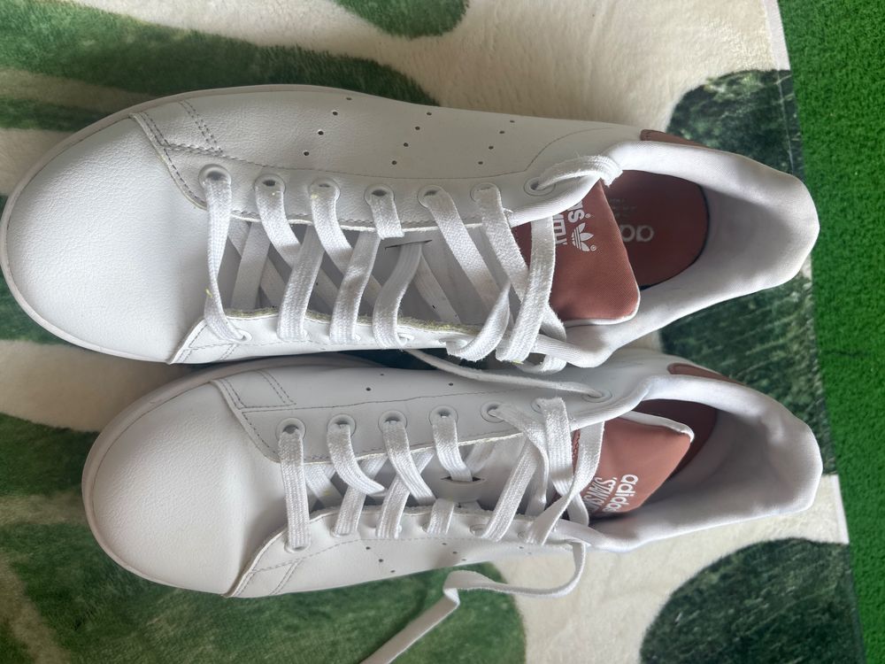 Sneaker Adidas Gr.44 (Gebraucht) in Zug für CHF 30 – mit Lieferung auf ...