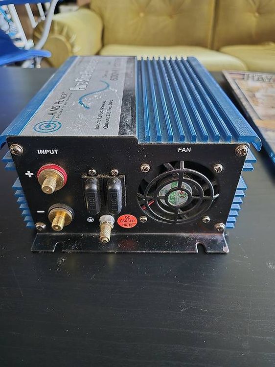 Pure Sine Power Inverter Spannungswandler (Gebraucht) in pfäfers für CHF 50 – mit Lieferung auf ...