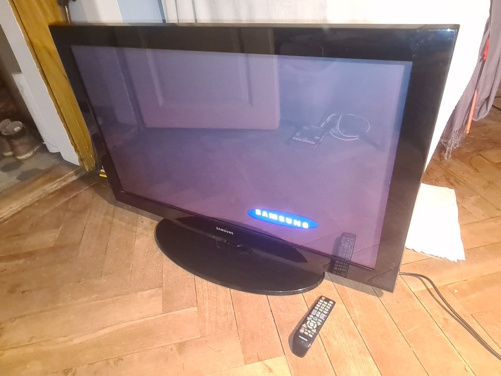 Samsung Tv, Fehrnseher Plasma Display 110cm, 43 Zoll 2009 (Gebraucht ...