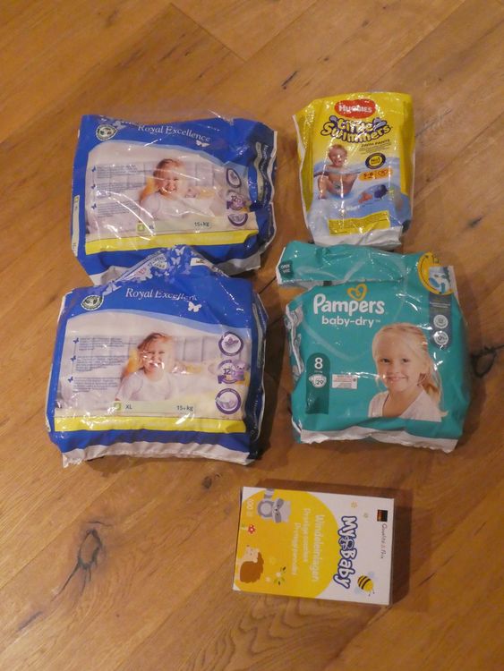Windelpaket (Neu (gemäss Beschreibung)) in Dinhard für CHF 6 – mit ...