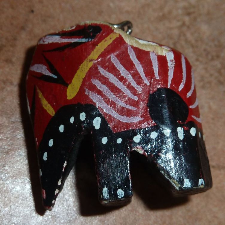 Elefant aus Holz (Gebraucht) in Ruggell für CHF 1 – mit Lieferung auf Ricardo kaufen