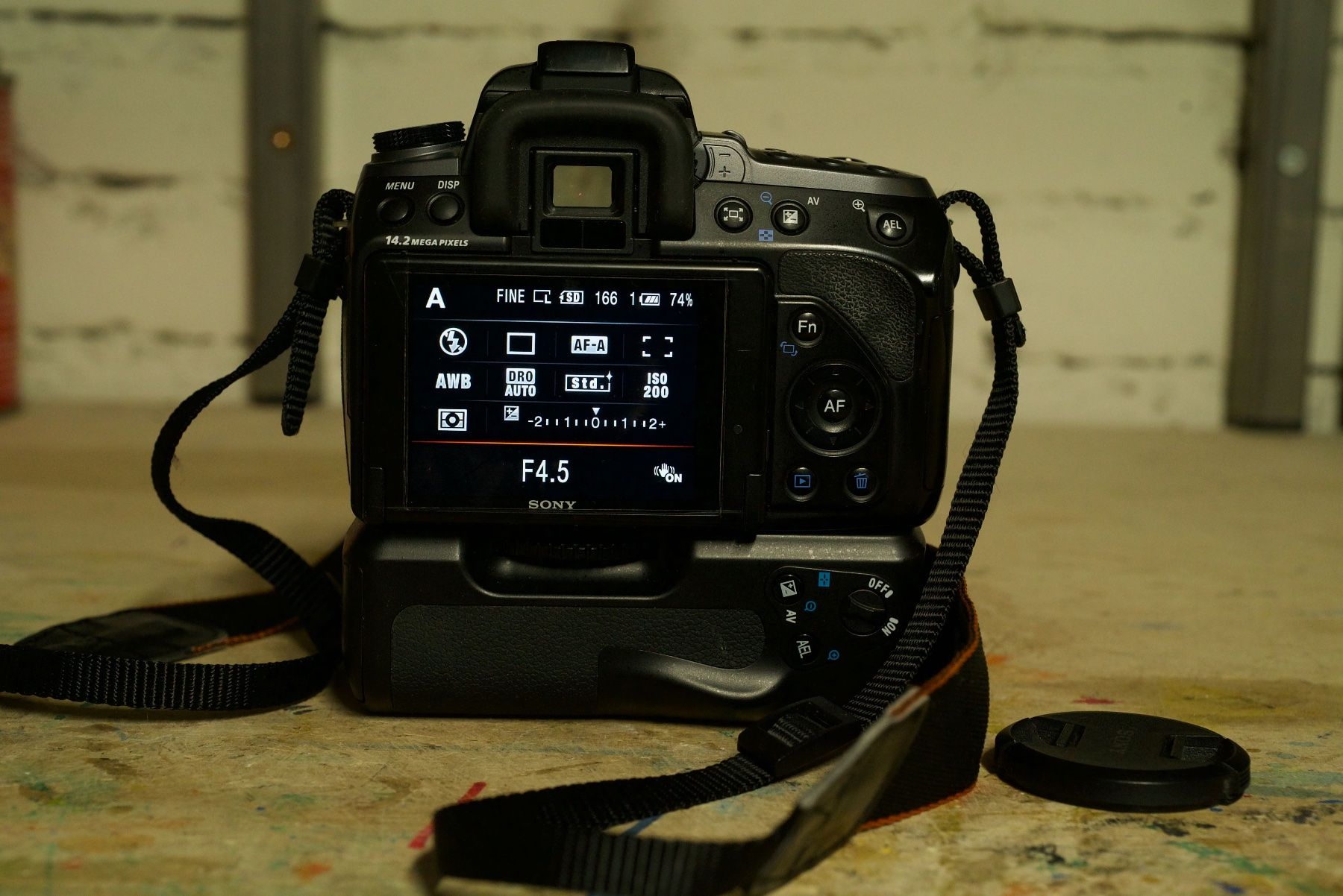 Sony Alpha 550 DSLR @7715 14,2 MP APS-C-Sensor (Gebraucht) in Zürich ...