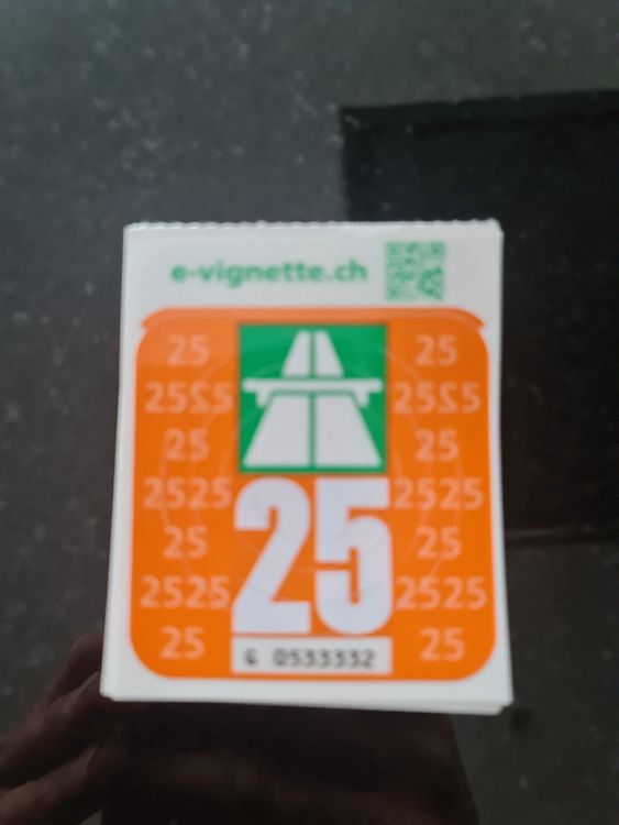 Autobahnvignette Schweiz (Neu und originalverpackt) in Samstagern für CHF 35 – mit Lieferung auf ...