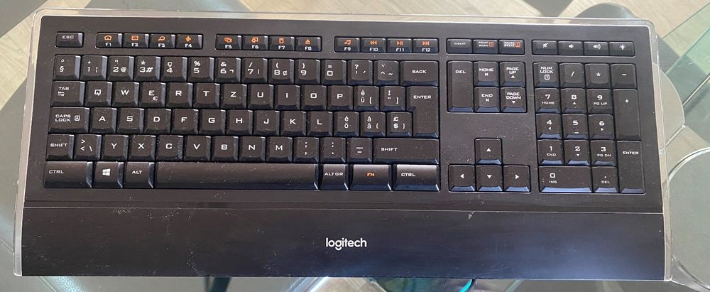 Clavier Logitech K740 (Gebraucht) in Cugy FR für CHF 39 – mit Lieferung ...