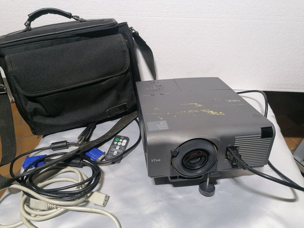 Beamer NEC VT 440 K | Kaufen auf Ricardo