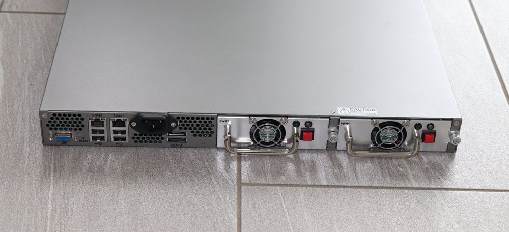 QNAP TS-459U-RP+ (älteres Rack-QNAP / 4 Schächte) (Gebraucht) in ...