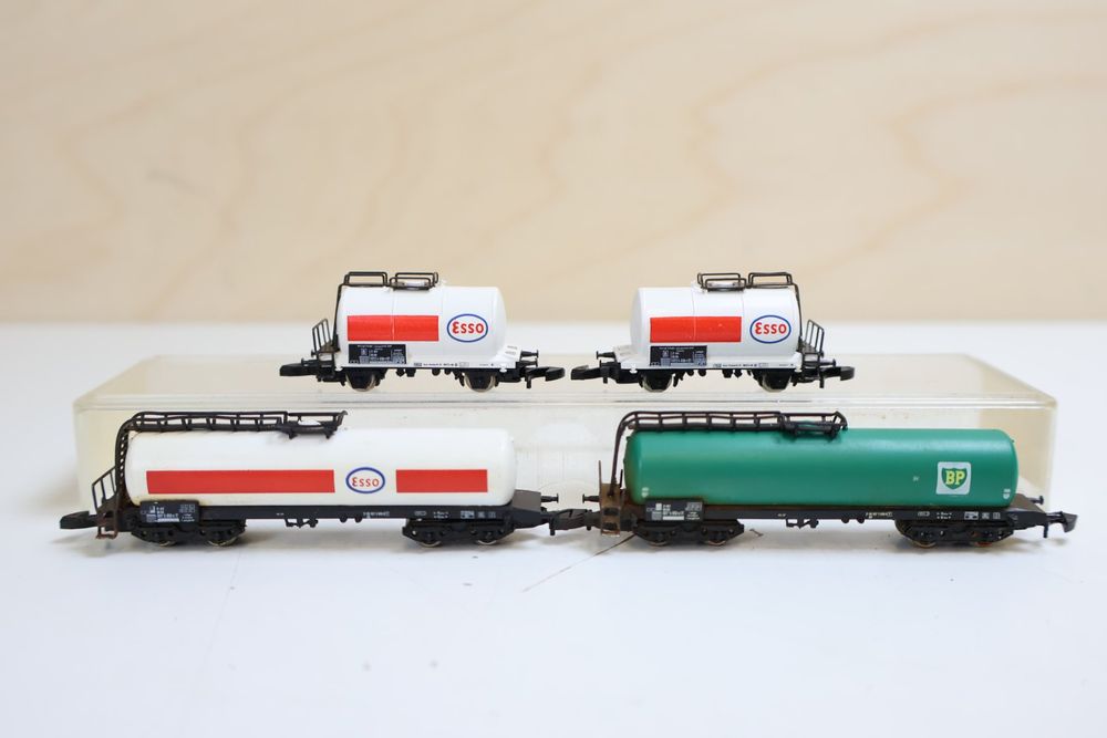 Märklin mini club 4 x Esso/BP Tankwagen Set - 8612/8626 | Kaufen auf Ricardo