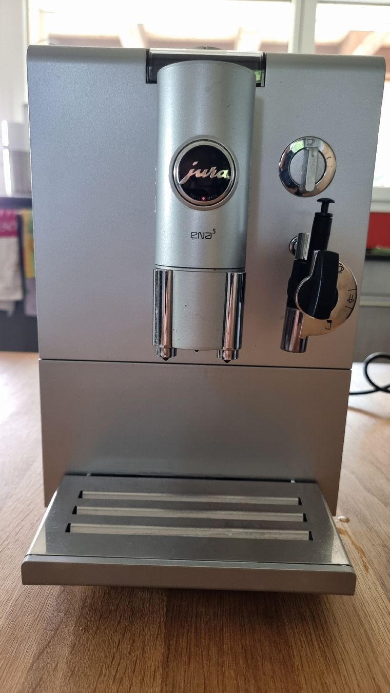 Jura ENA 5 Kaffeautomat (Gebraucht) in Kaufdorf für CHF 100 – nur ...