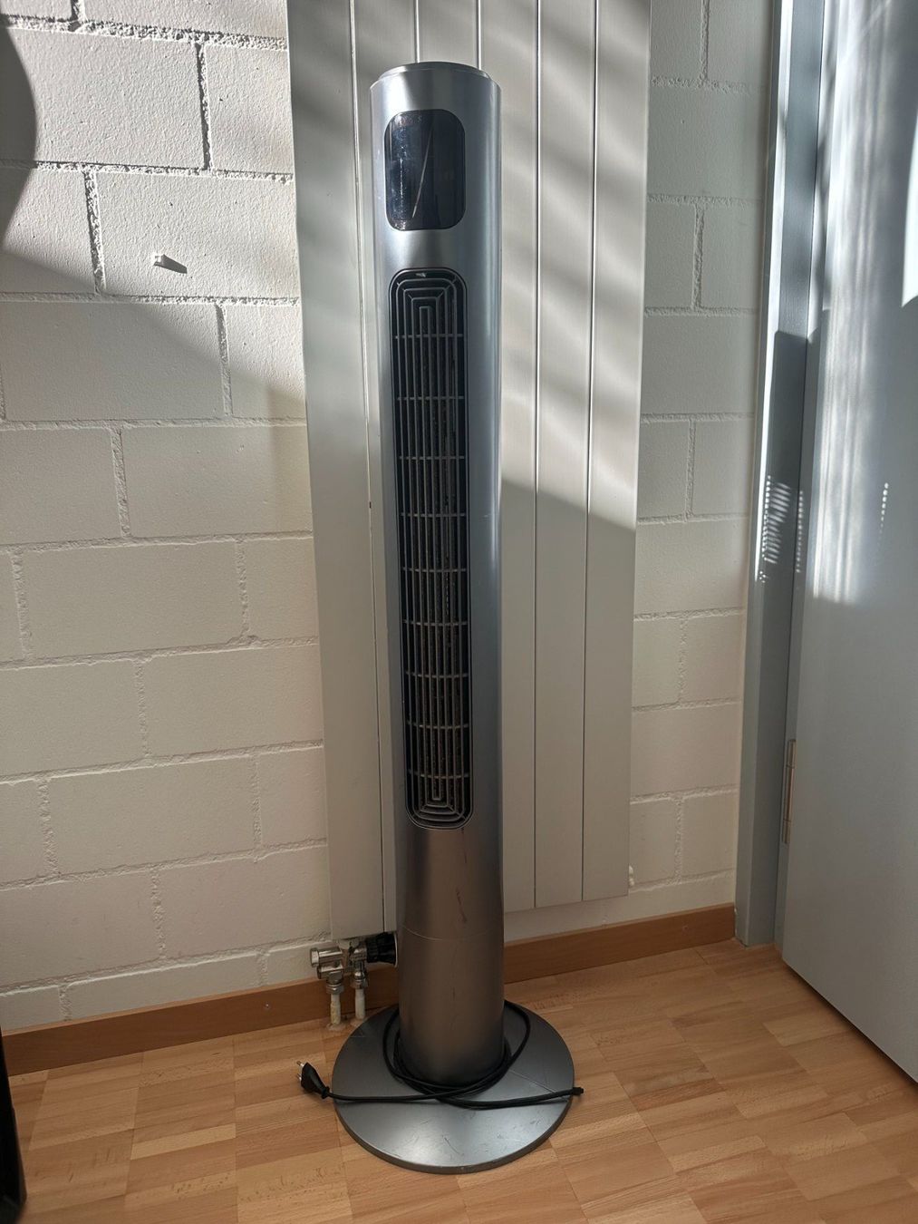 Koenic Tower Ventilator KTF 100 – 45W (Gebraucht) in Meilen für CHF 1 ...