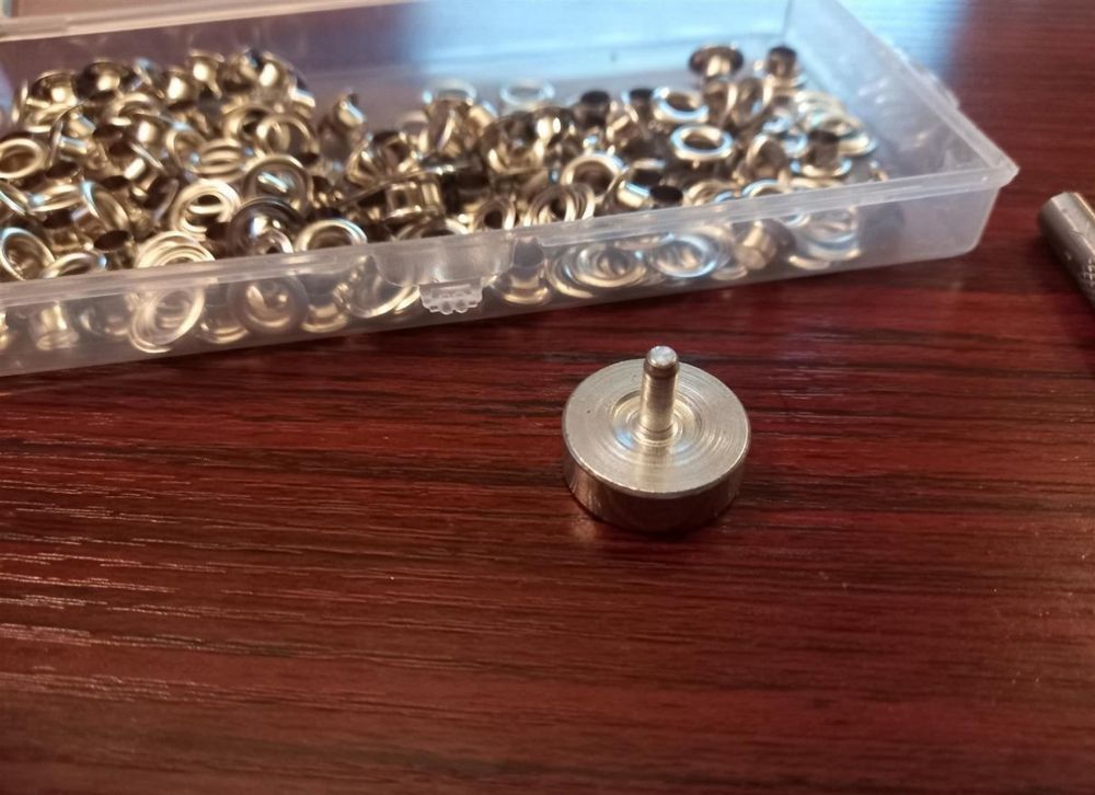 Kit Befestigung 14-mm Ösen - Kit pour fixer œillets 14mm (Neu und ...