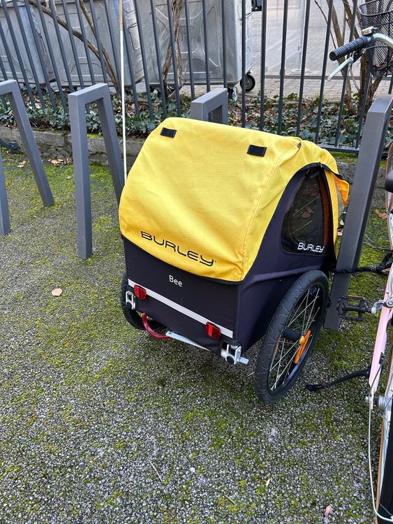 Burley Bee Veloanhänger (Gebraucht) in Basel für CHF 140 – nur Abholung ...